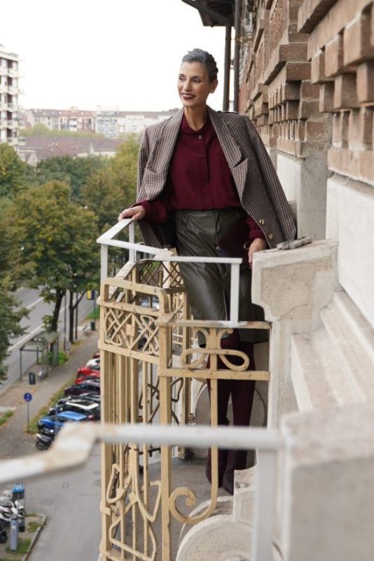 Outfit con il color borgogna: come indossare il burgundy con stile ...